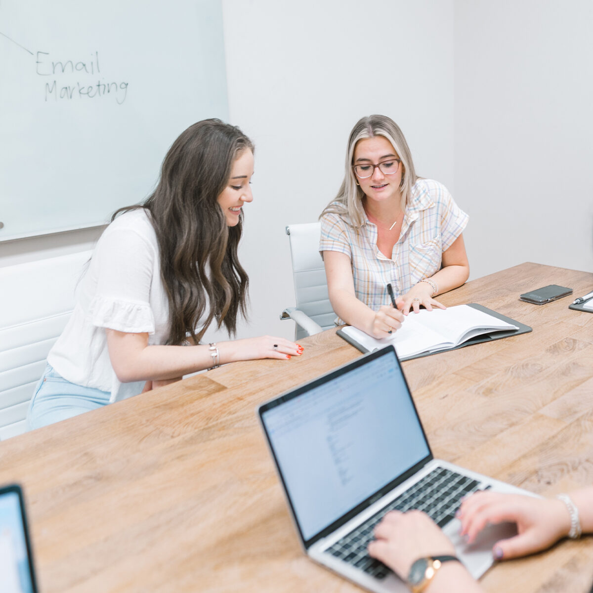 How to Know When You are Ready to Work with an Agency - JJPR Agency